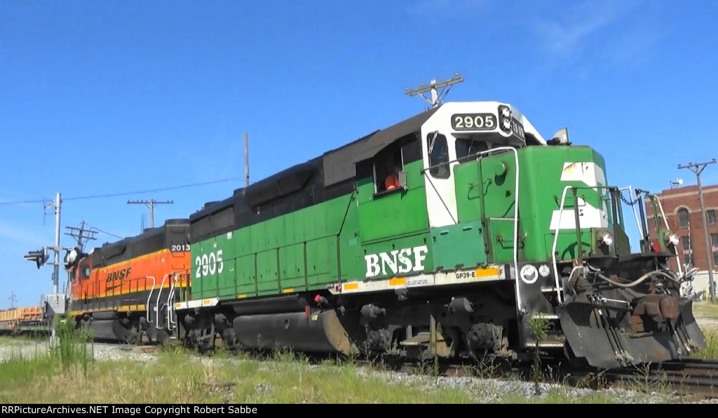 BNSF 2905